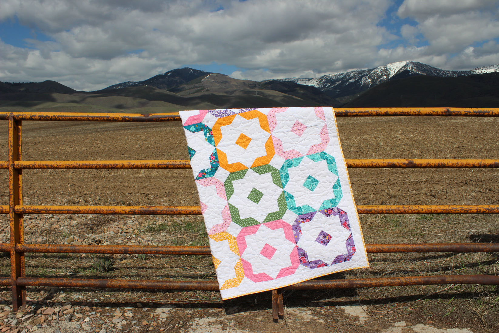 Urban Square Quilt Pattern PDF – stringtownlanequilts